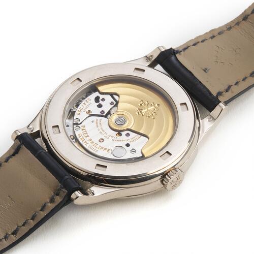 Patek Philippe: Calatrava "Sector Dial" of 18k white gold, ref. 5296G ...