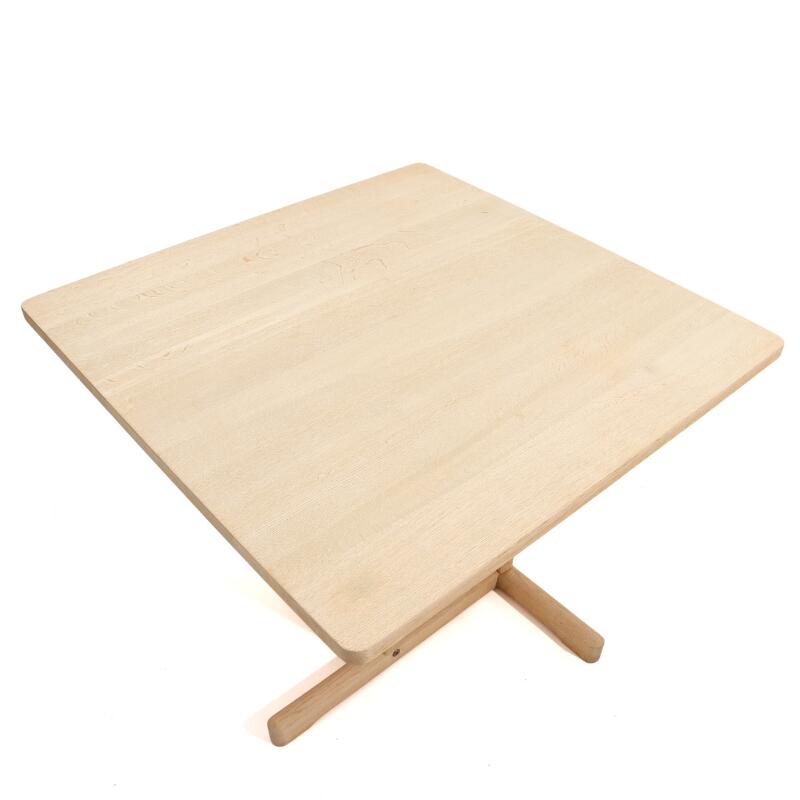 Børge Mogensen: “Swastika table”. A square solid oak dining table ...