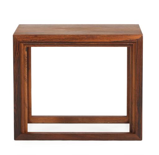 Jørgen Bækmark: Three rosewood nesting tables. Manufactured by I ...